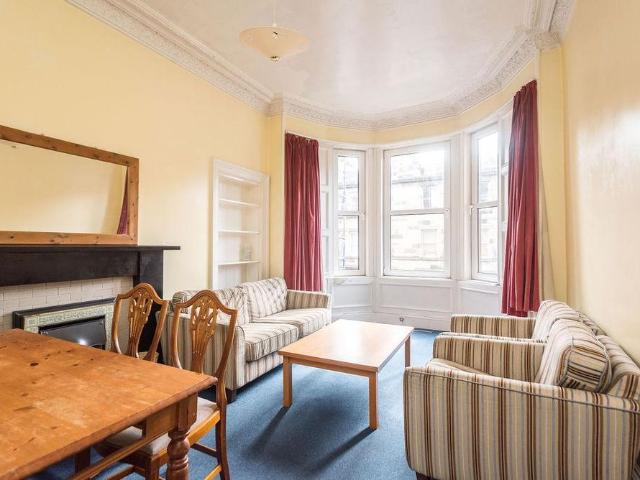 3 bedroom flat to rent