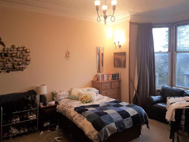 3 bedroom flat to rent