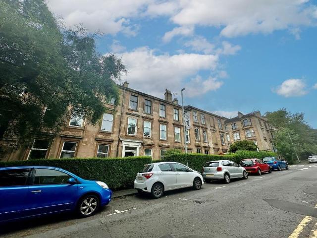 3 bedroom flat to rent