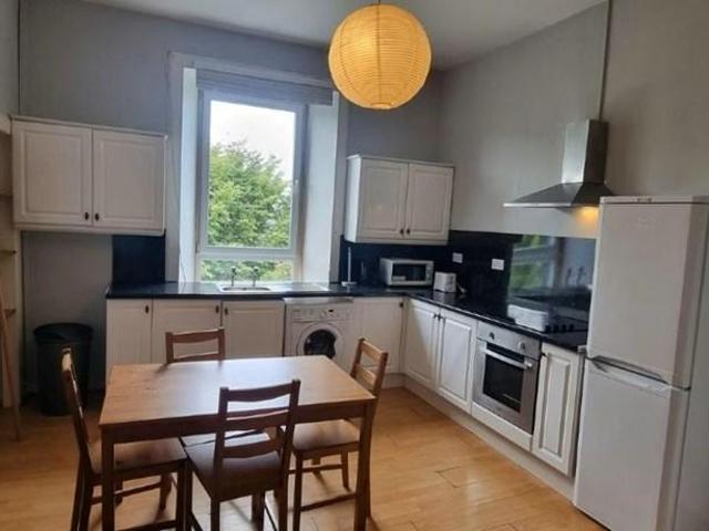 3 bedroom flat to rent