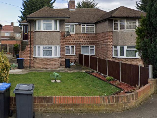 3 bedroom flat to rent