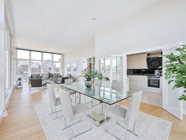 3 bedroom flat to rent