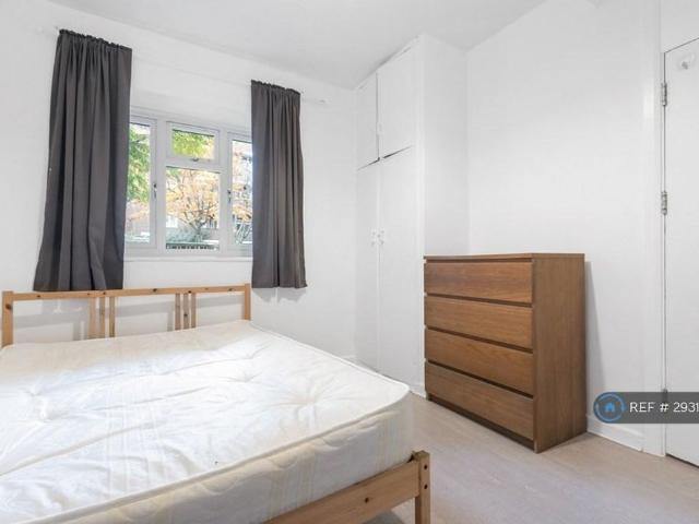 3 bedroom flat to rent