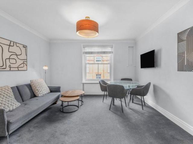 3 bedroom flat to rent