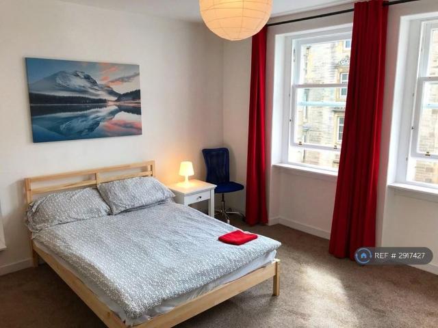 3 bedroom flat to rent
