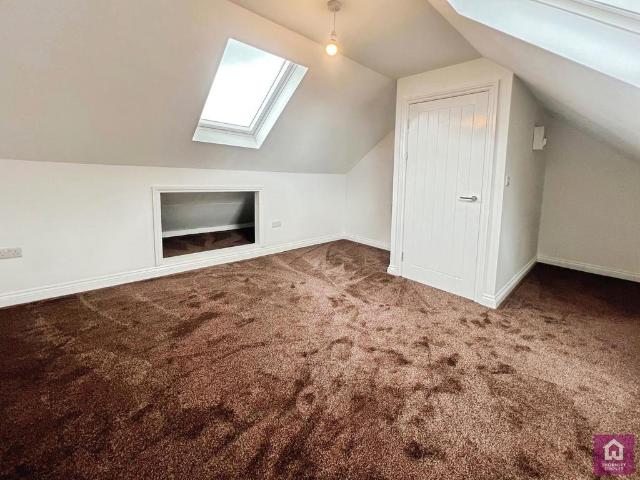 3 bedroom flat to rent