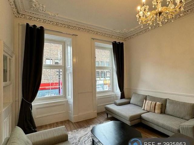 3 bedroom flat to rent