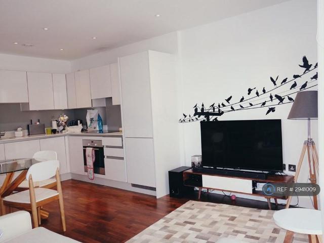 3 bedroom flat to rent