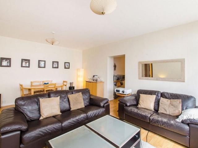 3 bedroom flat to rent