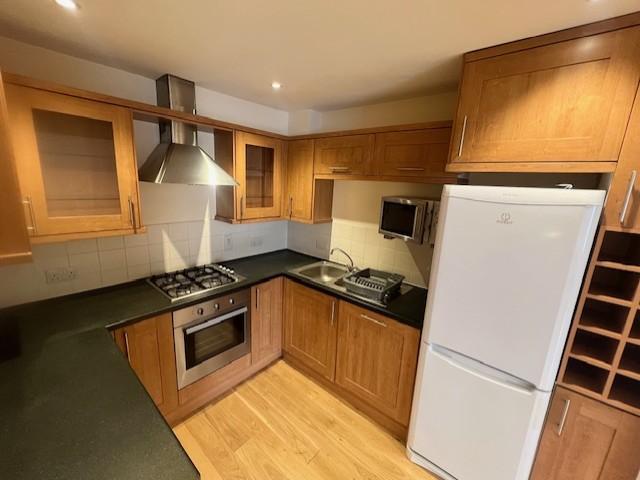 3 bedroom flat to rent