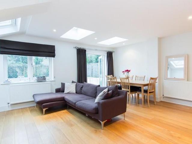3 bedroom flat to rent