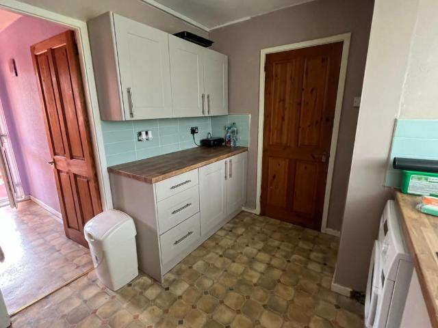 3 bedroom flat to rent