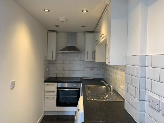3 bedroom flat to rent