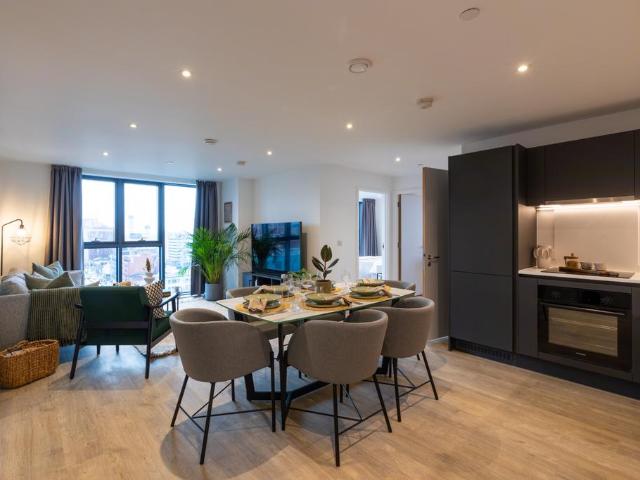 3 bedroom flat to rent