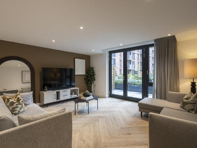3 bedroom flat to rent