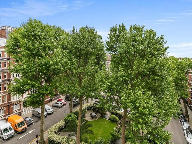 3 bedroom flat to rent