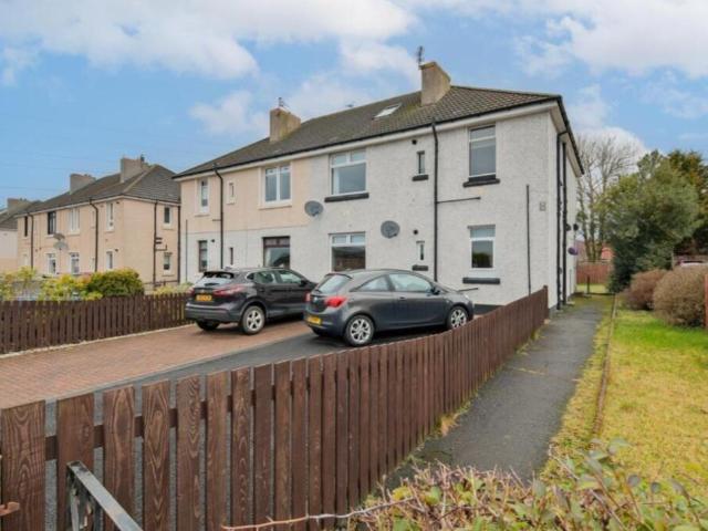 3 bedroom flat to rent