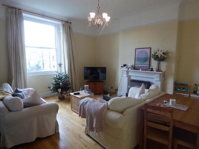 3 bedroom flat to rent