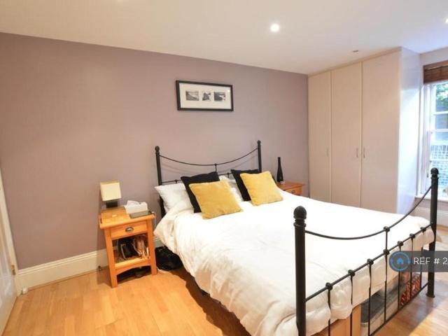 3 bedroom flat to rent