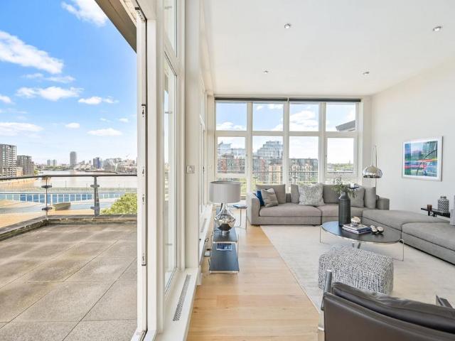3 bedroom flat to rent