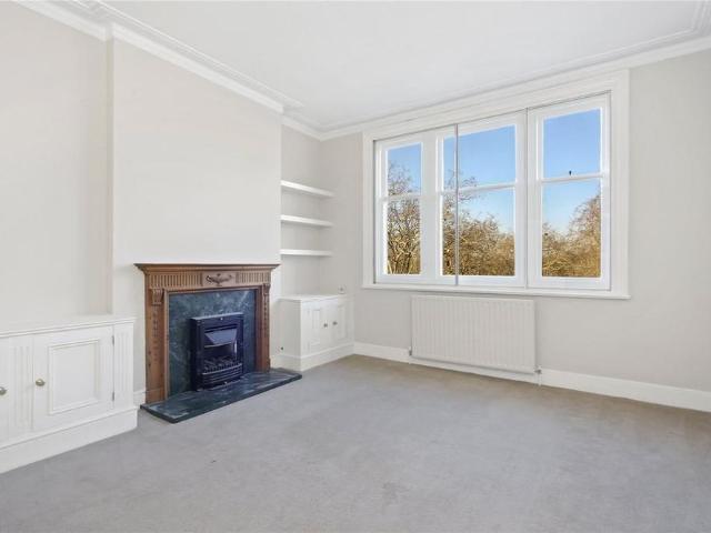 3 bedroom flat to rent
