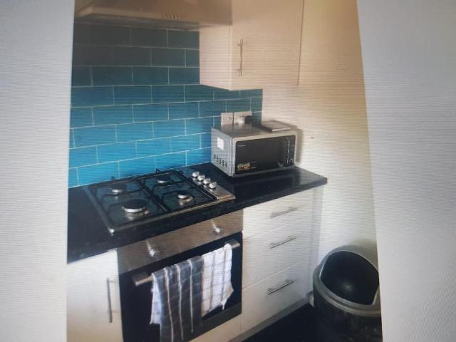 3 bedroom flat to rent
