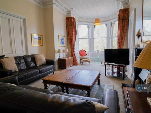 3 bedroom flat to rent