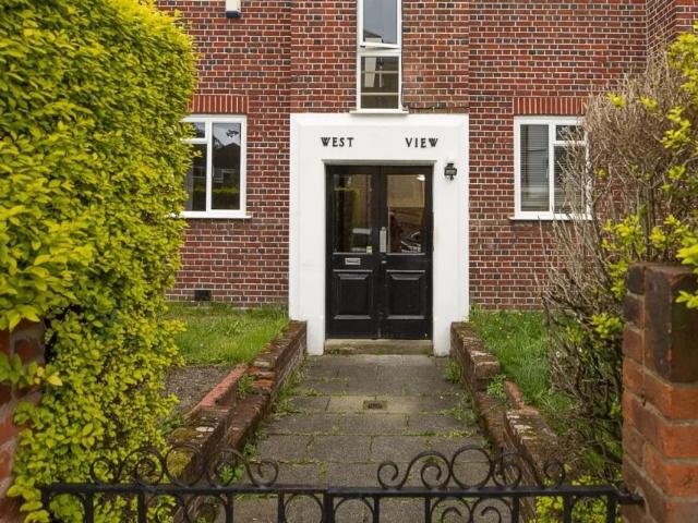 3 bedroom flat to rent