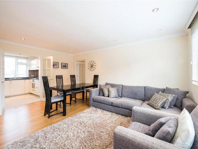 3 bedroom flat to rent