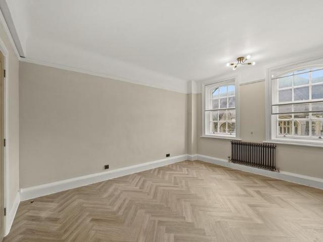3 bedroom flat to rent