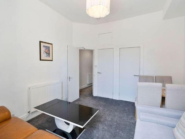 3 bedroom flat to rent