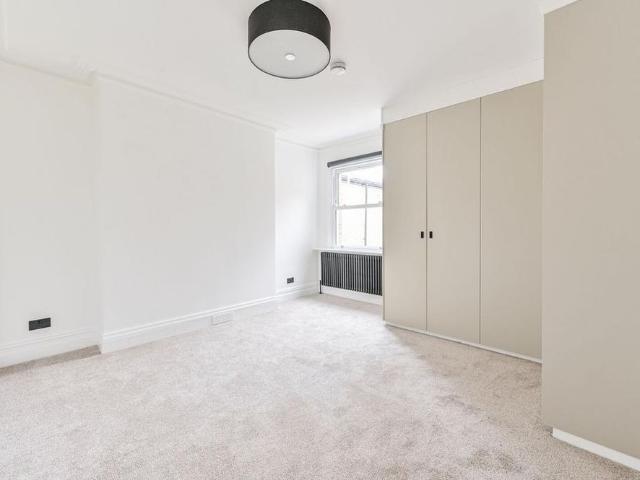3 bedroom flat to rent