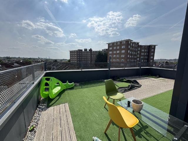 3 bedroom flat to rent