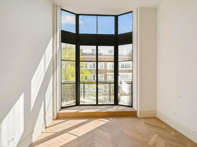 3 bedroom flat to rent