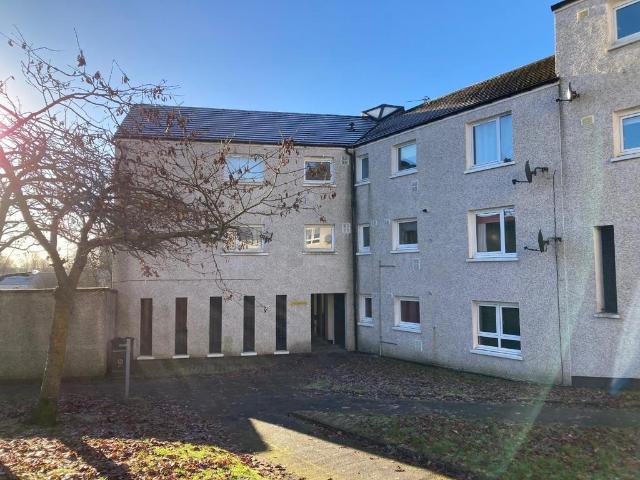3 bedroom flat to rent