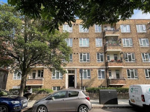 3 bedroom flat to rent