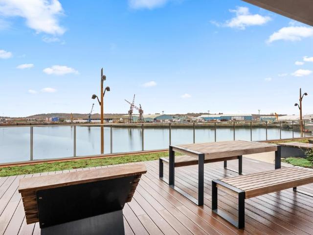 3 bedroom flat to rent