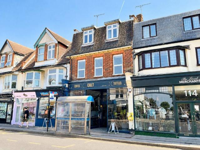 3 bedroom flat to rent