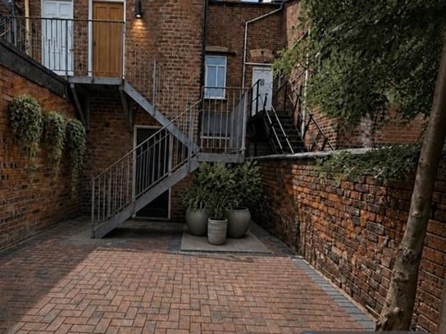 3 bedroom flat to rent