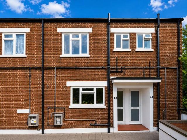 3 bedroom flat to rent