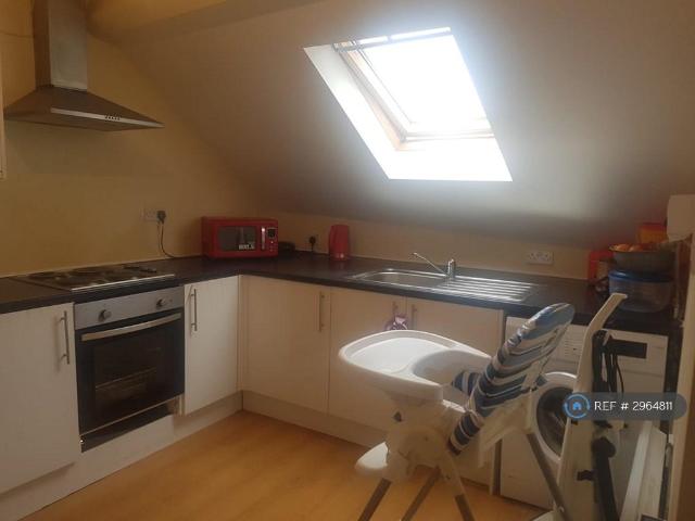 3 bedroom flat to rent