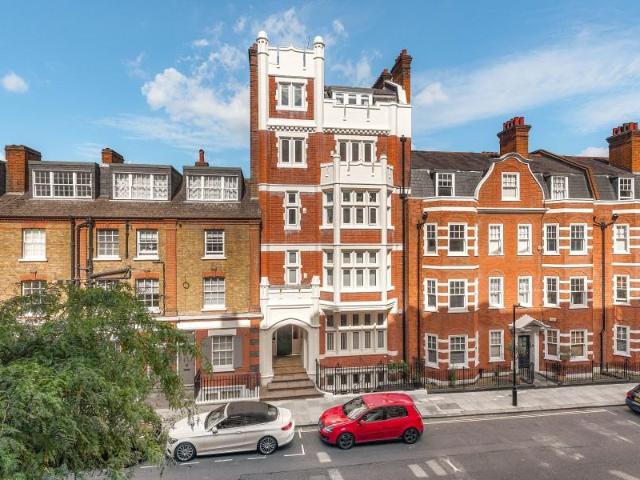 3 bedroom flat to rent