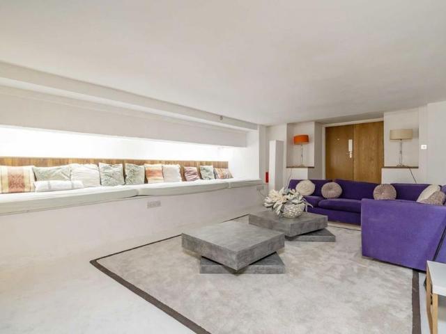 3 bedroom flat to rent