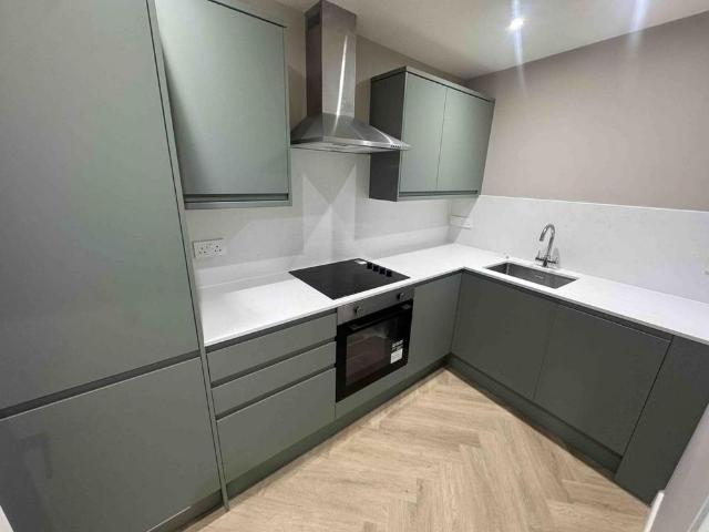 3 bedroom flat to rent