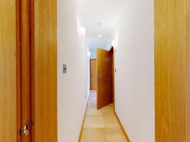 3 bedroom flat to rent