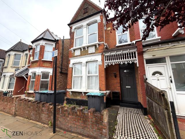 3 bedroom flat to rent