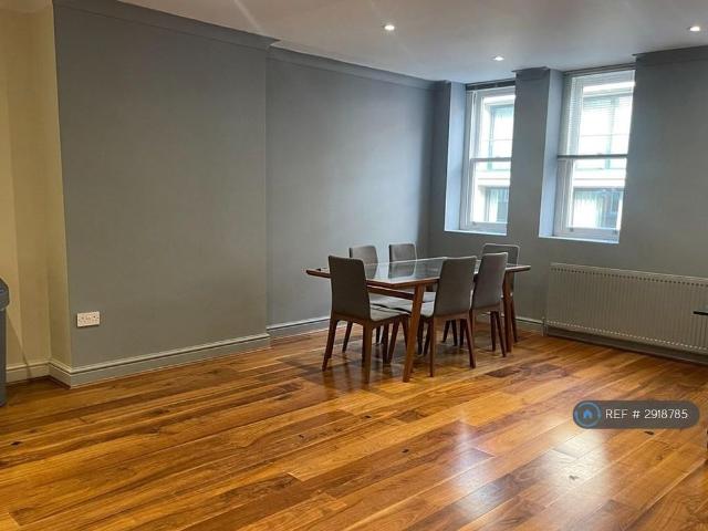 3 bedroom flat to rent