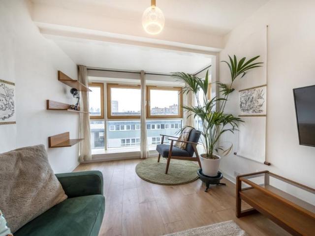 3 bedroom flat to rent