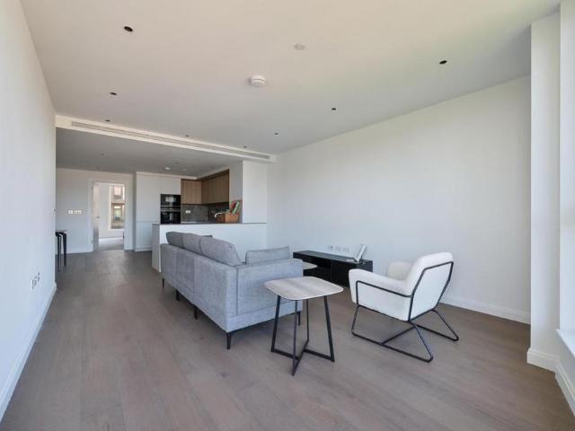3 bedroom flat to rent