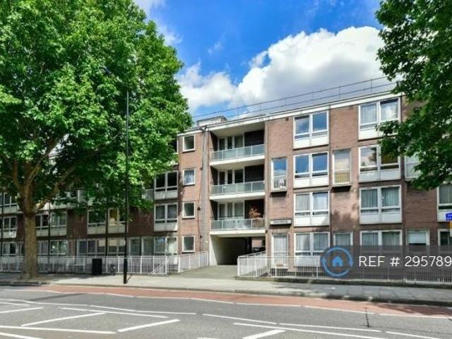3 bedroom flat to rent